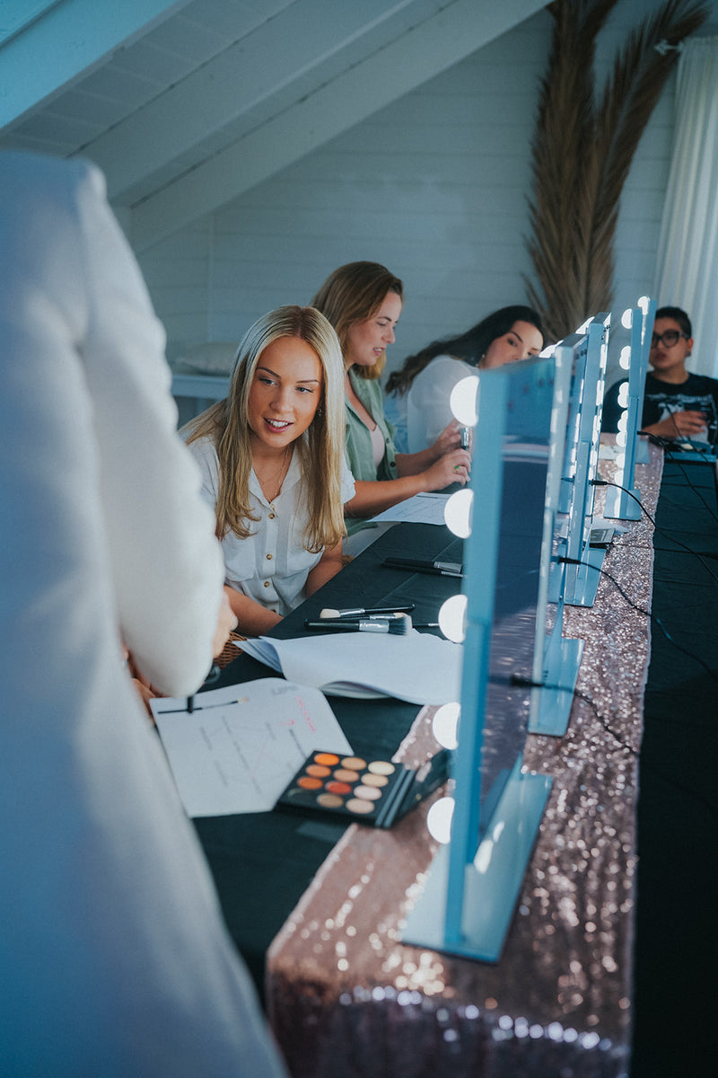 Beginner Makeup Workshop – Jessica Vegas Professional Hair & Makeup Artist